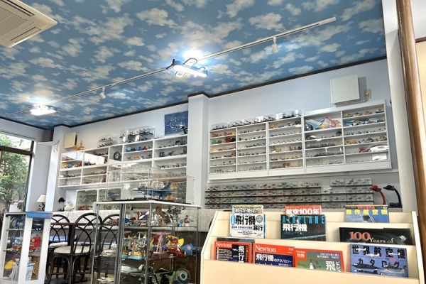 飛行機への愛が詰まったカフェ『エアクラフト トイズ カフェ』昭和区にオープン。 ｜ 名古屋情報通